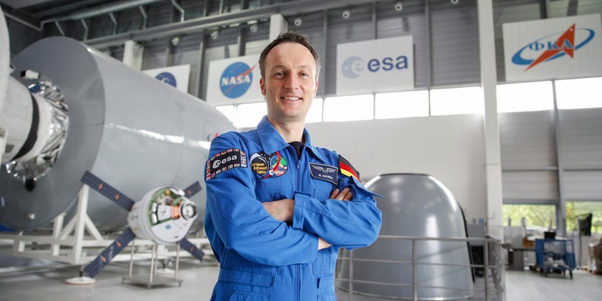 EasyMotionSkin ist Teil der ISS Mission „Cosmic Kiss“ und fliegt in den ...